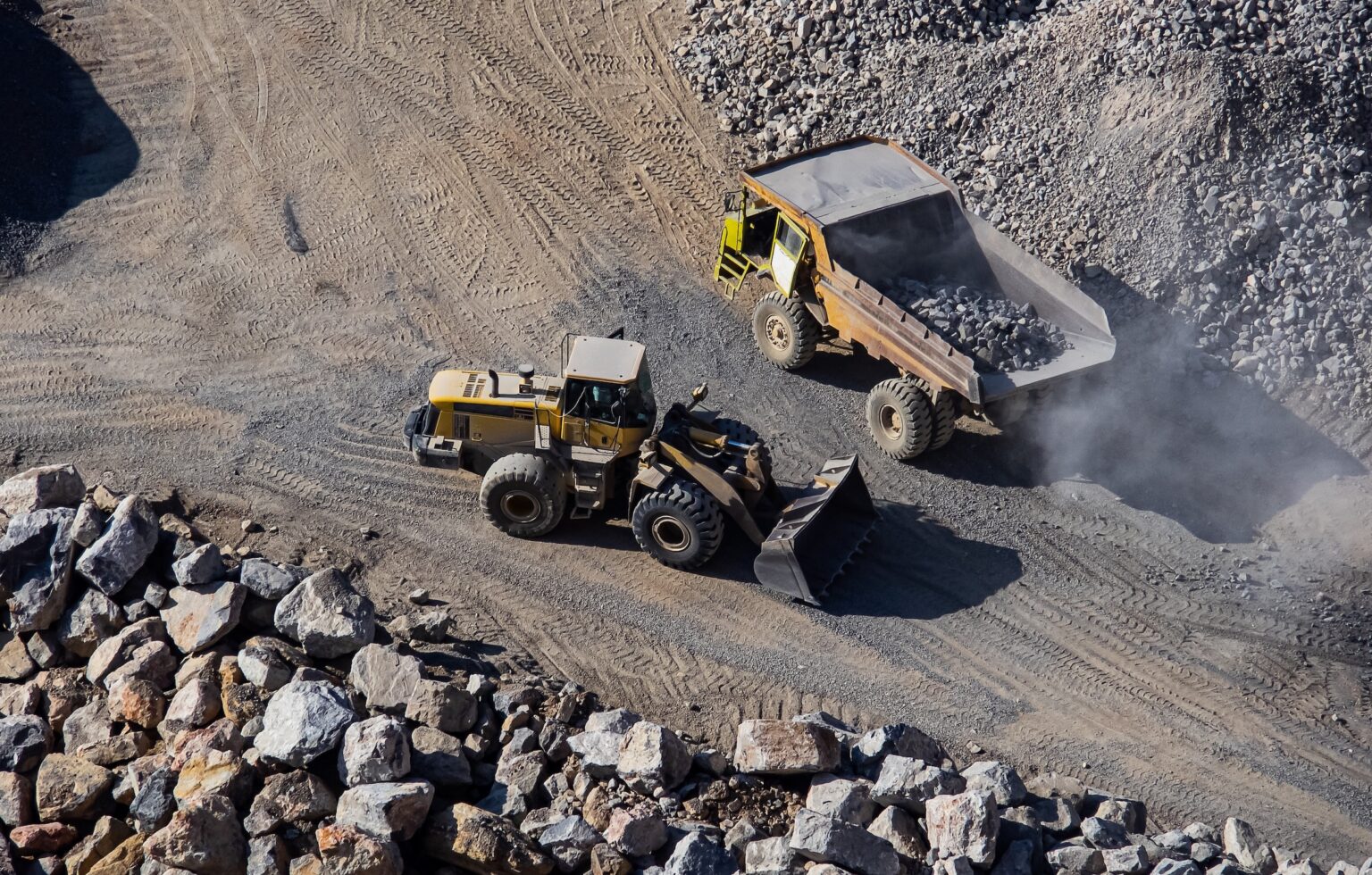 Report on serious excavator fall incident released - Safe To Work