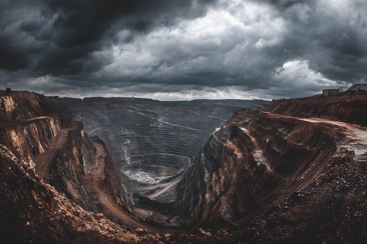 ‘More than just a warning’: Preparing mine sites for storm season ...
